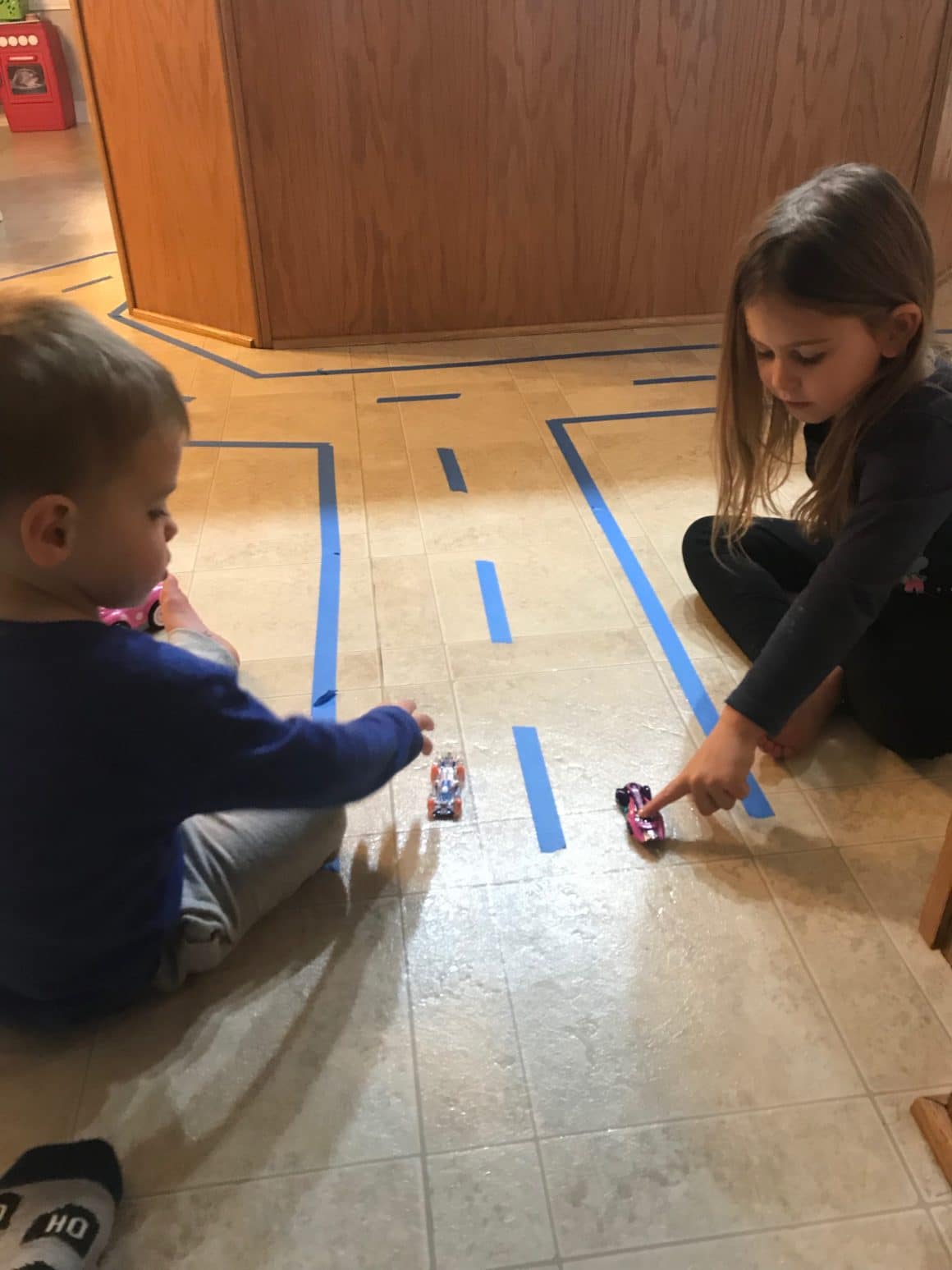 28 Fun Indoor Activities For Toddlers (2025) - ABCDee Learning