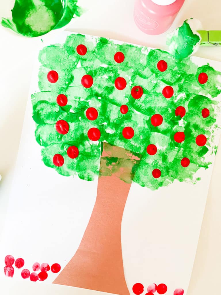 15+ EASY Apple Crafts for Kids - ABCDee Learning
