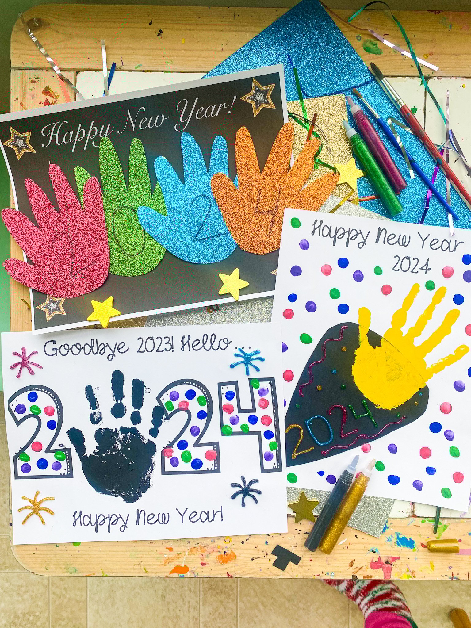 New Year's Crafts for Kids - ABCDee Learning