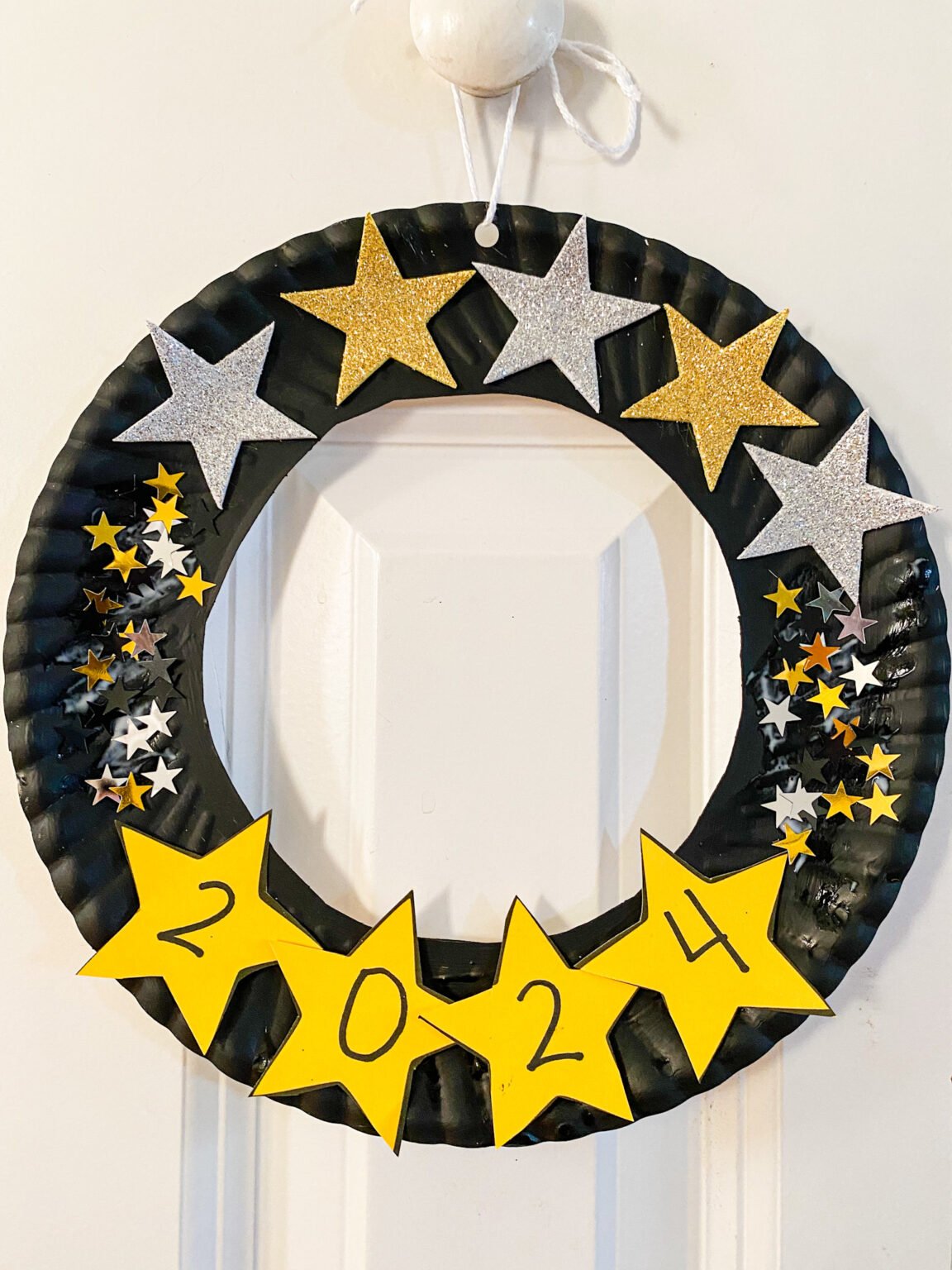 New Year's Crafts for Kids - ABCDee Learning